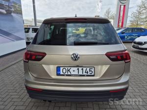 Brūns Volkswagen Tiguan 2018 Liepāja, ar dzinēja tilpumu 2.00 L un nobraukumu 113 tūkst. km par 15750 €, foto 7 vietnē AUTOMOTO.COM.LV
