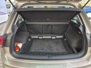 Brūns Volkswagen Tiguan 2018 Liepāja, ar dzinēja tilpumu 2.00 L un nobraukumu 113 tūkst. km par 15750 €, foto 9 vietnē AUTOMOTO.COM.LV