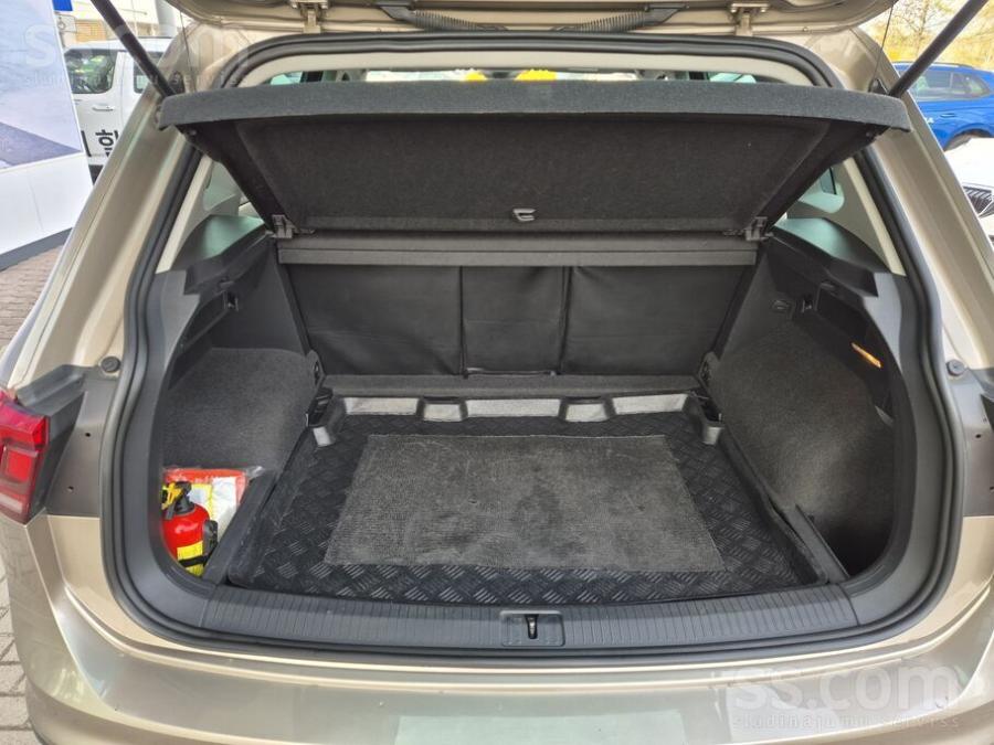Brūns Volkswagen Tiguan 2018 Liepāja, ar dzinēja tilpumu 2.00 L un nobraukumu 113 tūkst. km par 15750 €, foto 9 vietnē AUTOMOTO.COM.LV