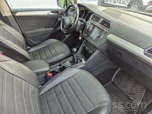 Brūns Volkswagen Tiguan 2018 Liepāja, ar dzinēja tilpumu 2.00 L un nobraukumu 113 tūkst. km par 15750 €, foto 11 vietnē AUTOMOTO.COM.LV