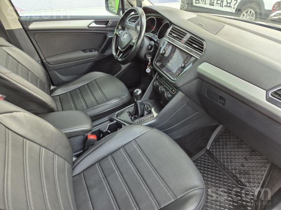 Brūns Volkswagen Tiguan 2018 Liepāja, ar dzinēja tilpumu 2.00 L un nobraukumu 113 tūkst. km par 15750 €, foto 11 vietnē AUTOMOTO.COM.LV