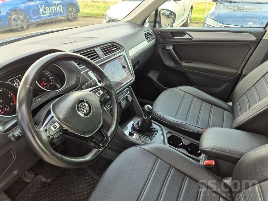Brūns Volkswagen Tiguan 2018 Liepāja, ar dzinēja tilpumu 2.00 L un nobraukumu 113 tūkst. km par 15750 €, foto 12 vietnē AUTOMOTO.COM.LV