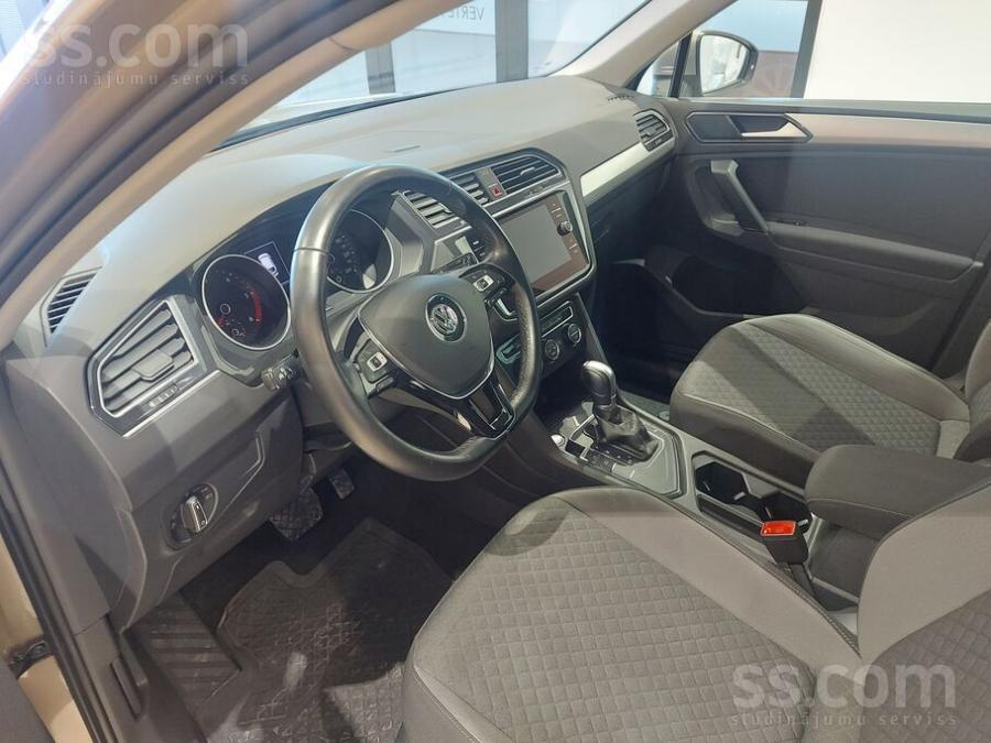 Brūns Volkswagen Tiguan 2018 Rīga, ar dzinēja tilpumu 2.00 L un nobraukumu 151 tūkst. km par 16690 €, foto 15 vietnē AUTOMOTO.COM.LV