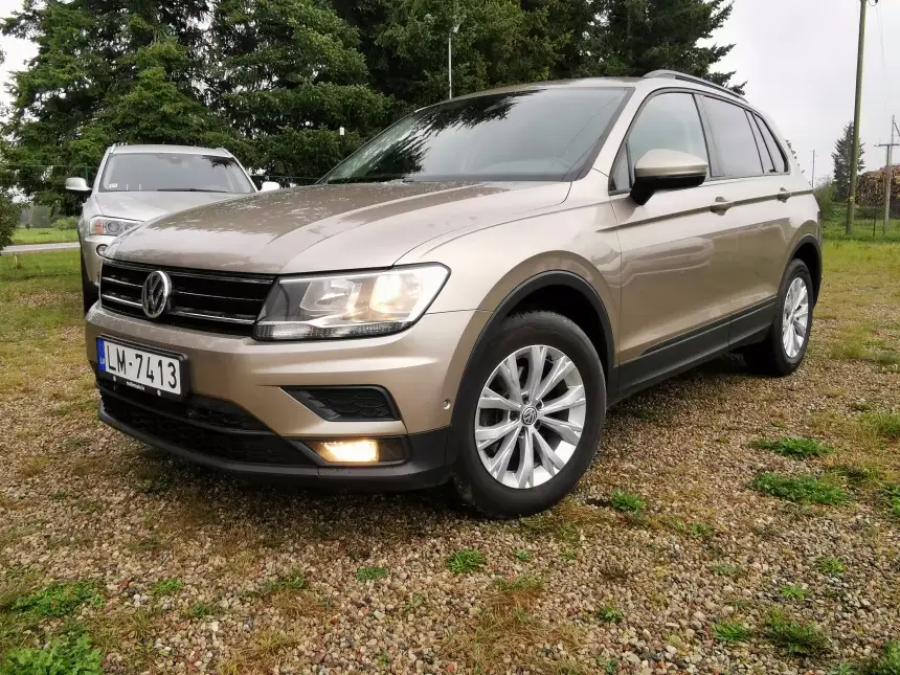 Brown Volkswagen Tiguan 2018 in Kuldiga, with an engine capacity of 2.00 L and mileage of 178 thousand km for 13895 €, photo 1 on AUTOMOTO.COM.LV