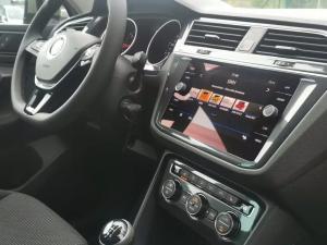 Brown Volkswagen Tiguan 2018 in Kuldiga, with an engine capacity of 2.00 L and mileage of 178 thousand km for 13895 €, photo 10 on AUTOMOTO.COM.LV