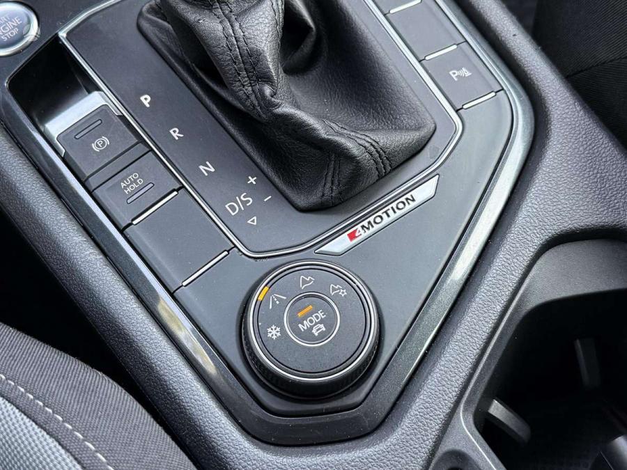 Brūns Volkswagen Tiguan 2018 Prienai, ar dzinēja tilpumu 1.97 L un nobraukumu 224 tūkst. km par 13950 €, foto 37 vietnē AUTOMOTO.COM.LV