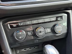 Brūns Volkswagen Tiguan 2018 Prienai, ar dzinēja tilpumu 1.97 L un nobraukumu 224 tūkst. km par 13950 €, foto 38 vietnē AUTOMOTO.COM.LV