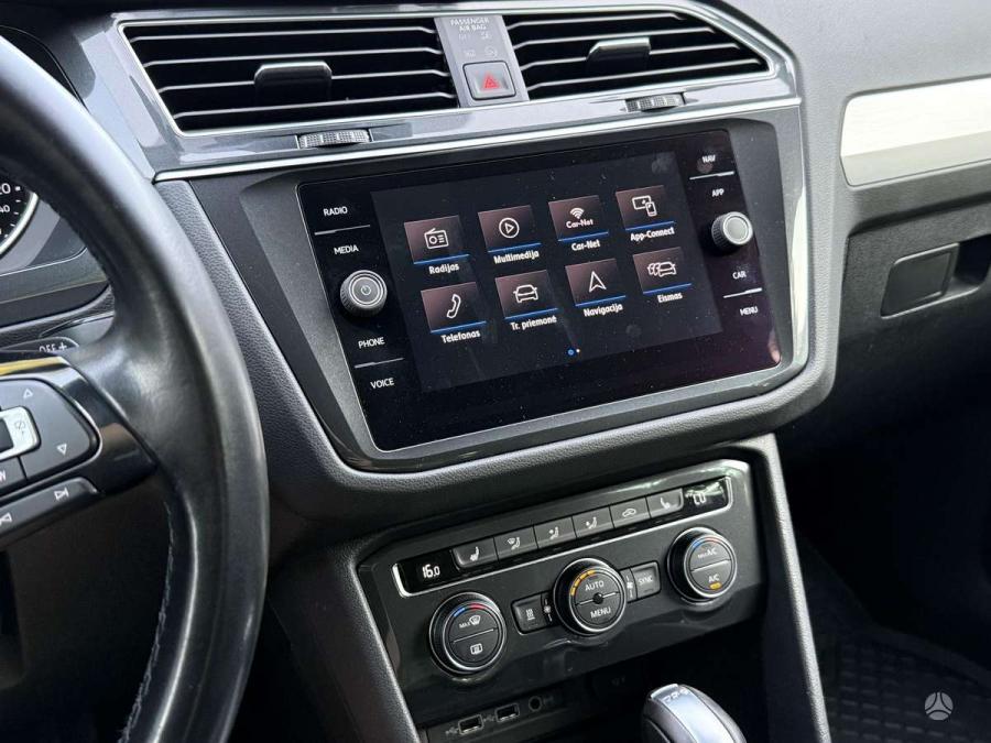 Brūns Volkswagen Tiguan 2018 Prienai, ar dzinēja tilpumu 1.97 L un nobraukumu 224 tūkst. km par 13950 €, foto 46 vietnē AUTOMOTO.COM.LV