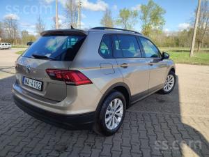 Brūns Volkswagen Tiguan 2019 Ogre, ar dzinēja tilpumu 2.00 L un nobraukumu 254 tūkst. km par 31000 €, foto 8 vietnē AUTOMOTO.COM.LV
