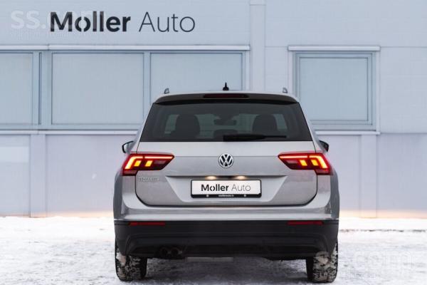 Brūns Volkswagen Tiguan 2019 Ventspils, ar dzinēja tilpumu 2.00 L un nobraukumu 67 tūkst. km par 17850 €, foto 4 vietnē AUTOMOTO.COM.LV