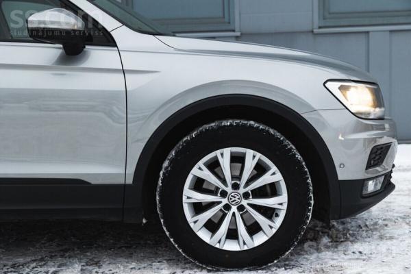 Brūns Volkswagen Tiguan 2019 Ventspils, ar dzinēja tilpumu 2.00 L un nobraukumu 67 tūkst. km par 17850 €, foto 9 vietnē AUTOMOTO.COM.LV