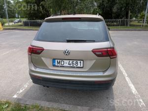 Brown Volkswagen Tiguan 2019 in Riga, with an engine capacity of 2.00 L and mileage of 166 thousand km for 15000 €, photo 6 on AUTOMOTO.COM.LV