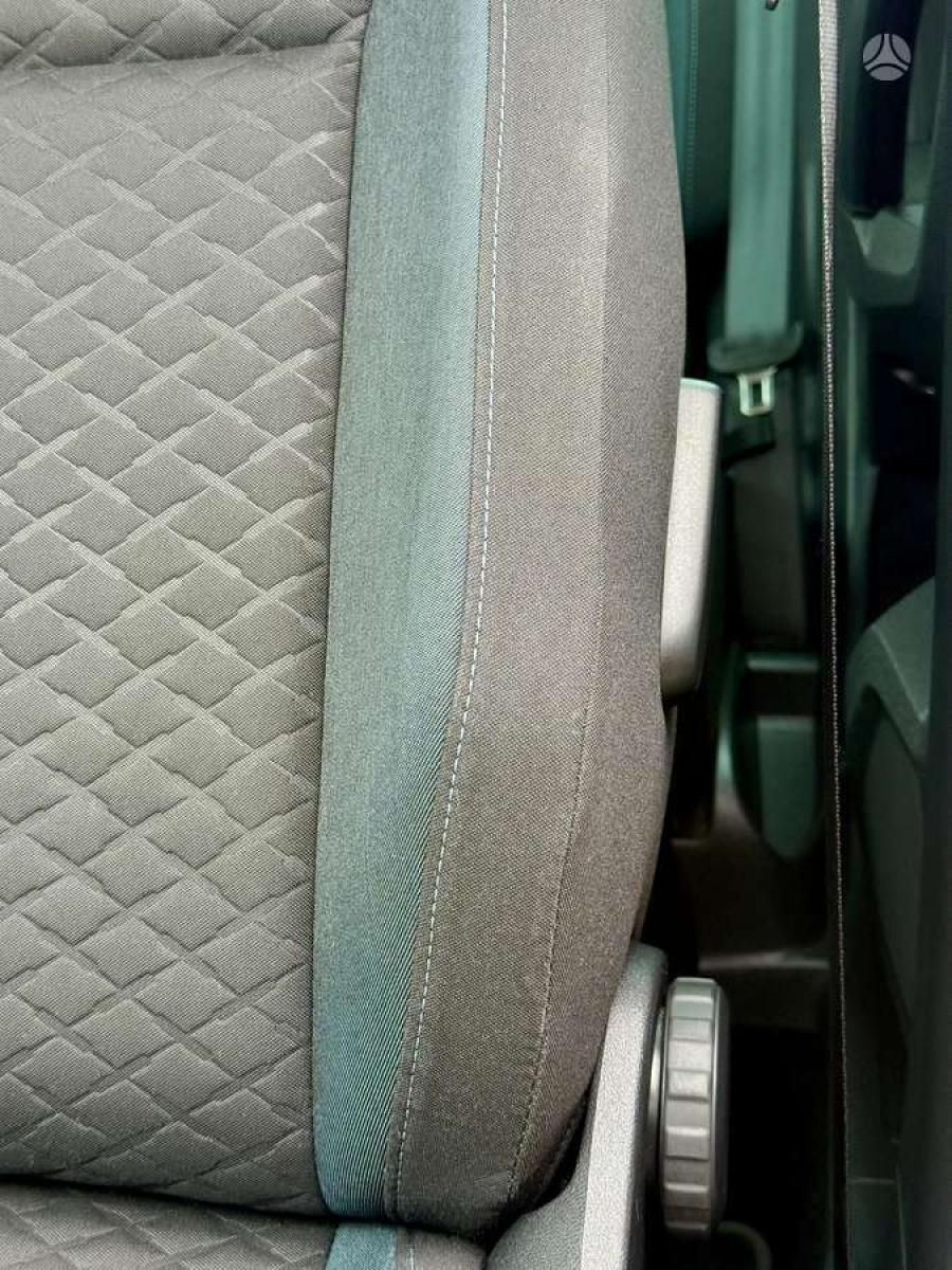 Brown Volkswagen Tiguan 2019 in Vilkaviskis, with an engine capacity of 1.97 L and mileage of 217 thousand km for 15900 €, photo 26 on AUTOMOTO.COM.LV
