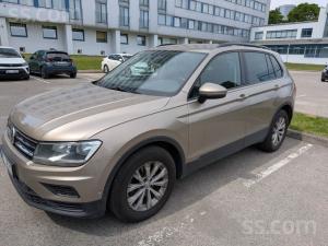 Brown Volkswagen Tiguan 2019 in Riga, with an engine capacity of 2.00 L and mileage of 166 thousand km for 14444 €, photo 4 on AUTOMOTO.COM.LV