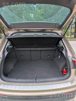 Brown Volkswagen Tiguan 2019 in Riga, with an engine capacity of 2.00 L and mileage of 166 thousand km for 14444 €, photo 6 on AUTOMOTO.COM.LV