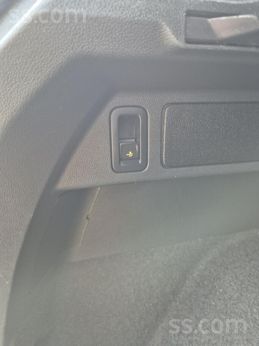 Brūns Volkswagen Tiguan 2019 Jēkabpils, ar dzinēja tilpumu 2.00 L un nobraukumu 175 tūkst. km par 12990 €, foto 12 vietnē AUTOMOTO.COM.LV