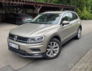 Brown Volkswagen Tiguan 2019 in Riga, with an engine capacity of 2.00 L and mileage of 84 thousand km for 18800 €, photo 1 on AUTOMOTO.COM.LV