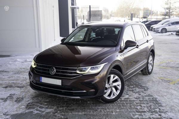 Brown Volkswagen Tiguan 2021 in Vilnius, with an engine capacity of 1.50 L and mileage of 192 thousand km for 17999 €, photo 1 on AUTOMOTO.COM.LV