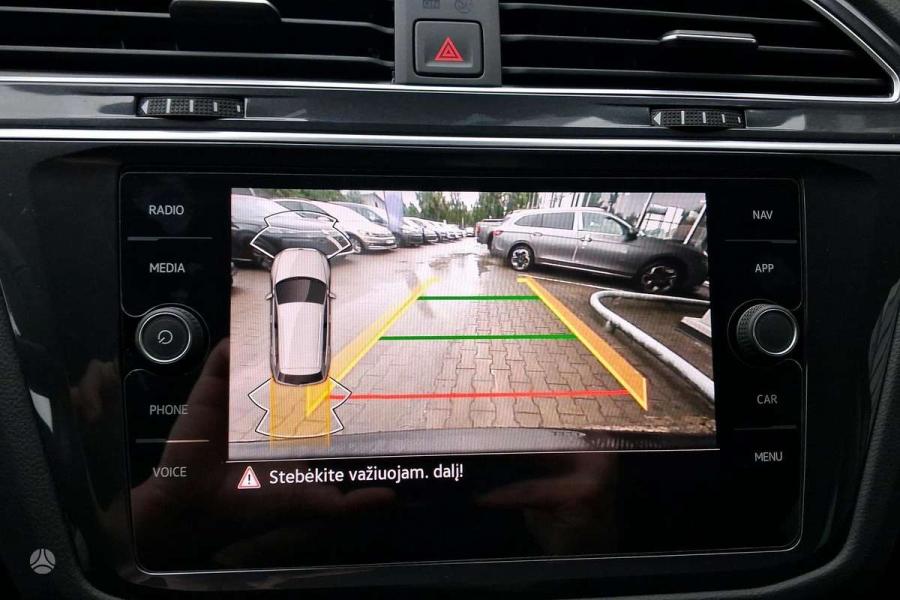 Brown Volkswagen Tiguan 2023 in Klaipeda, with an engine capacity of 1.50 L and mileage of 79 thousand km for 24500 €, photo 15 on AUTOMOTO.COM.LV