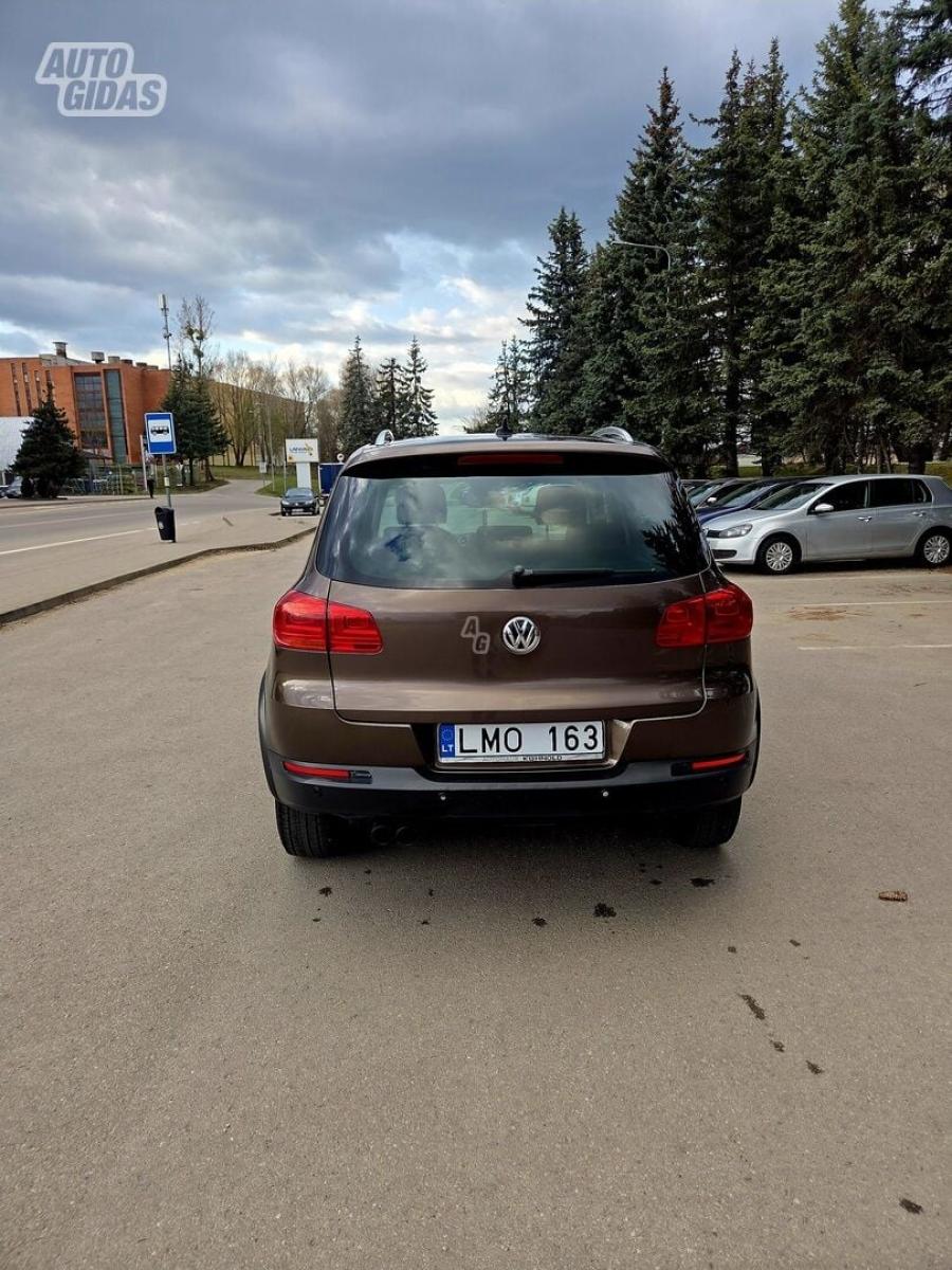 Brūns Volkswagen Tiguan 2012 Alīta, ar dzinēja tilpumu 2.00 L un nobraukumu 374 tūkst. km par 6500 €, foto 9 vietnē AUTOMOTO.COM.LV