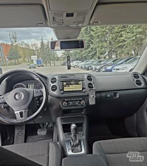 Brūns Volkswagen Tiguan 2012 Alīta, ar dzinēja tilpumu 2.00 L un nobraukumu 374 tūkst. km par 6500 €, foto 14 vietnē AUTOMOTO.COM.LV