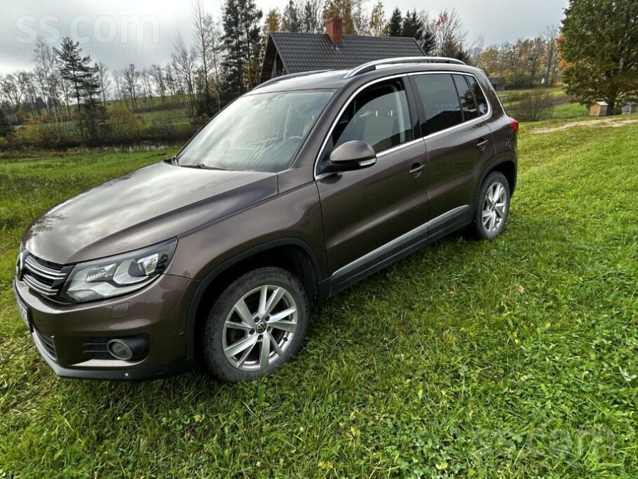 Brūns Volkswagen Tiguan 2014 Cēsis, ar dzinēja tilpumu 2.00 L un nobraukumu 299 tūkst. km par 9500 €, foto 3 vietnē AUTOMOTO.COM.LV