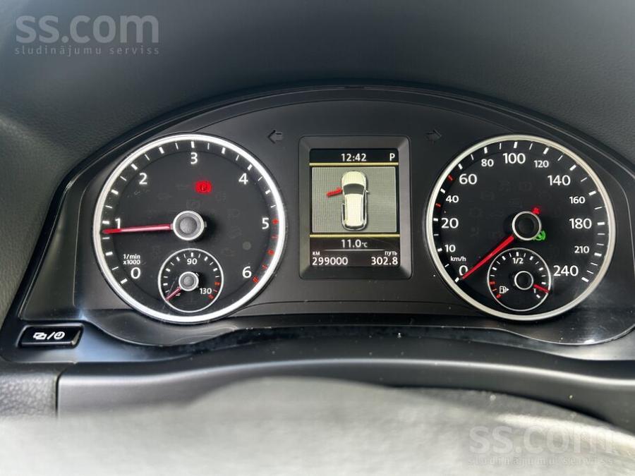Brūns Volkswagen Tiguan 2014 Cēsis, ar dzinēja tilpumu 2.00 L un nobraukumu 299 tūkst. km par 9500 €, foto 8 vietnē AUTOMOTO.COM.LV