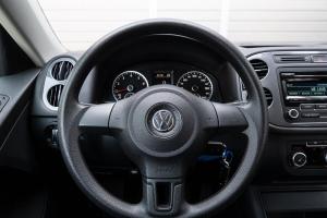 Brūns Volkswagen Tiguan 2012 Jelgava, ar dzinēja tilpumu 1.40 L un nobraukumu 167 tūkst. km par 8750 €, foto 16 vietnē AUTOMOTO.COM.LV