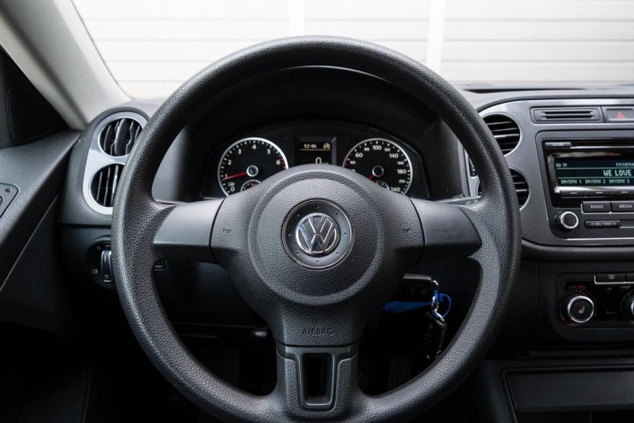 Brūns Volkswagen Tiguan 2012 Jelgava, ar dzinēja tilpumu 1.40 L un nobraukumu 167 tūkst. km par 8750 €, foto 16 vietnē AUTOMOTO.COM.LV