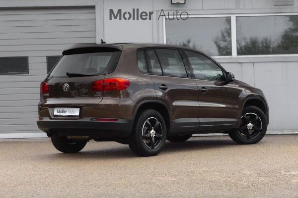 Brūns Volkswagen Tiguan 2012 Jelgava, ar dzinēja tilpumu 1.40 L un nobraukumu 167 tūkst. km par 9900 €, foto 6 vietnē AUTOMOTO.COM.LV