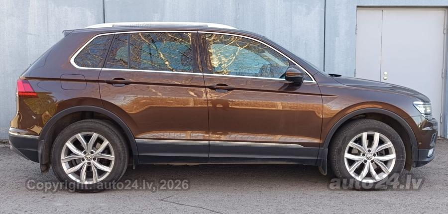 Brūns Volkswagen Tiguan 2016 Tallina, ar dzinēja tilpumu 2.00 L un nobraukumu 197 tūkst. km par 14995 €, foto 5 vietnē AUTOMOTO.COM.LV
