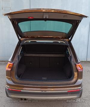Brūns Volkswagen Tiguan 2016 Tallina, ar dzinēja tilpumu 2.00 L un nobraukumu 197 tūkst. km par 14995 €, foto 10 vietnē AUTOMOTO.COM.LV
