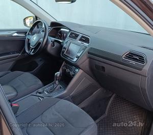 Brūns Volkswagen Tiguan 2016 Tallina, ar dzinēja tilpumu 2.00 L un nobraukumu 197 tūkst. km par 14995 €, foto 19 vietnē AUTOMOTO.COM.LV