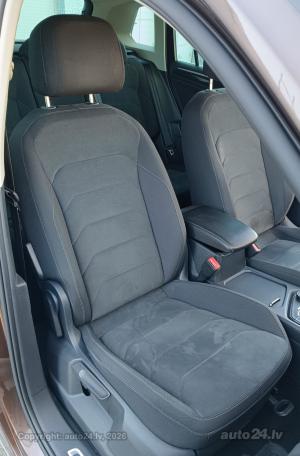 Brūns Volkswagen Tiguan 2016 Tallina, ar dzinēja tilpumu 2.00 L un nobraukumu 197 tūkst. km par 14995 €, foto 20 vietnē AUTOMOTO.COM.LV