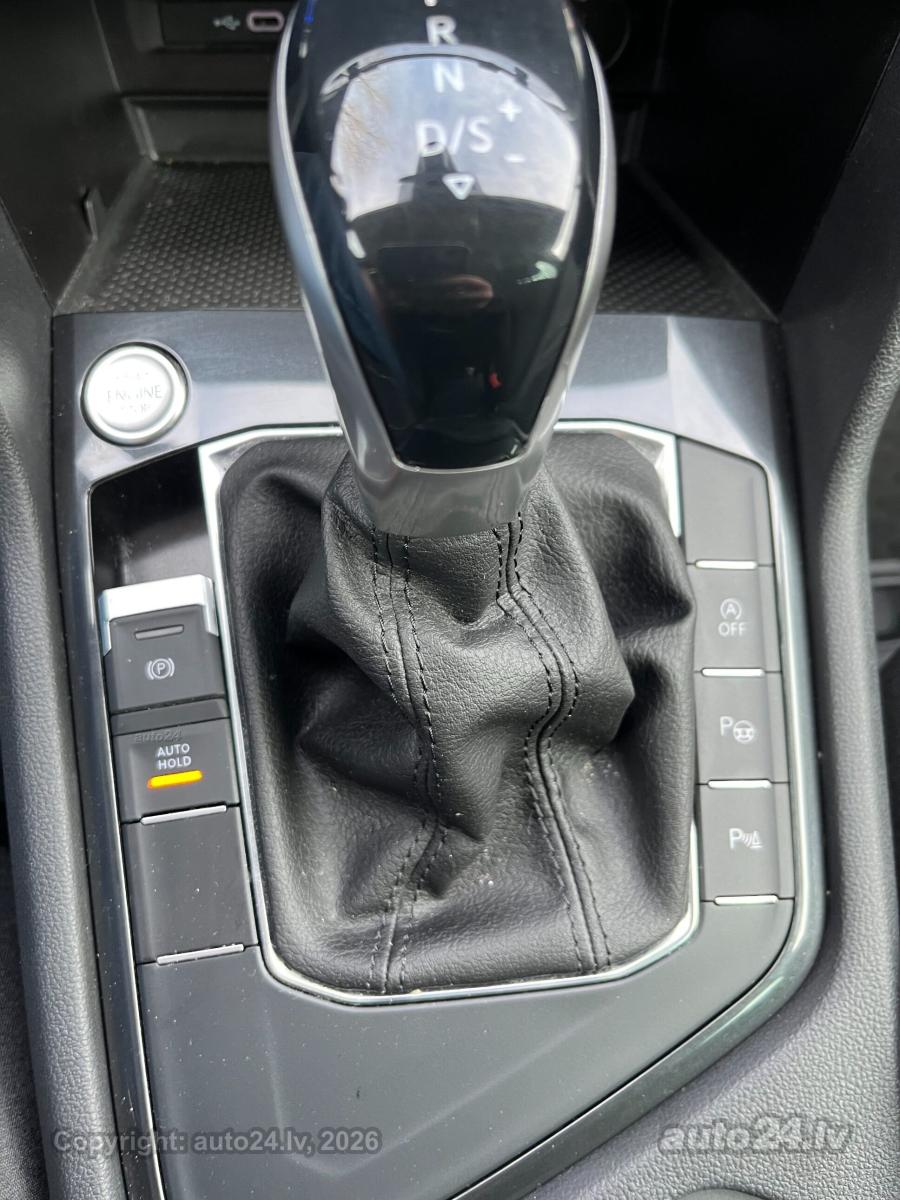 Brūns Volkswagen Tiguan 2021 Tallina, ar dzinēja tilpumu 1.50 L un nobraukumu 67 tūkst. km par 26000 €, foto 17 vietnē AUTOMOTO.COM.LV