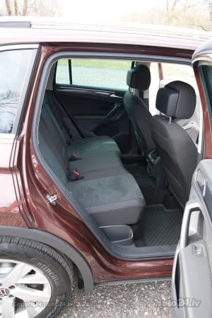 Brūns Volkswagen Tiguan 2021 Tallina, ar dzinēja tilpumu 1.50 L un nobraukumu 67 tūkst. km par 26000 €, foto 22 vietnē AUTOMOTO.COM.LV