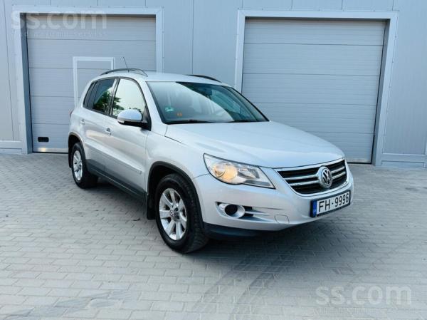 Volkswagen Tiguan 2008 in Riga, with an engine capacity of 2.00 L and mileage of 0 thousand km for 5000 €, photo 3 on AUTOMOTO.COM.LV