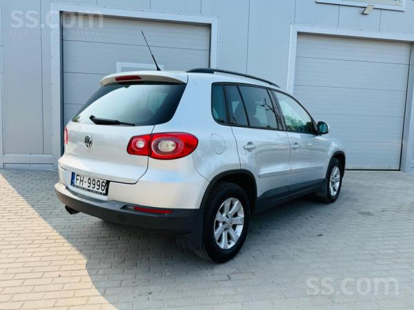 Volkswagen Tiguan 2008 in Riga, with an engine capacity of 2.00 L and mileage of 0 thousand km for 5000 €, photo 5 on AUTOMOTO.COM.LV