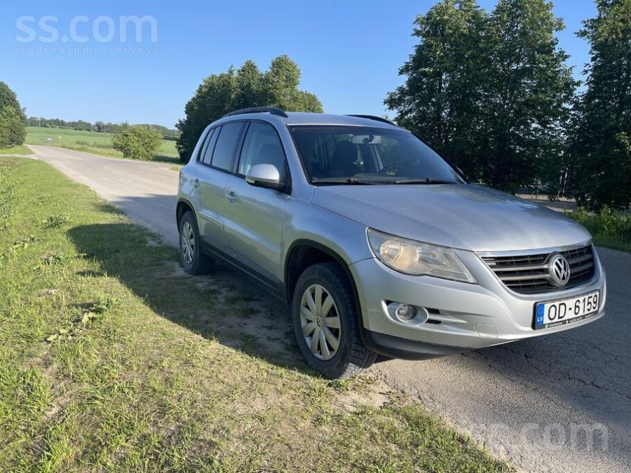 Volkswagen Tiguan 2008 Jēkabpils, ar dzinēja tilpumu 2.00 L un nobraukumu 288 tūkst. km par 2600 €, foto 4 vietnē AUTOMOTO.COM.LV