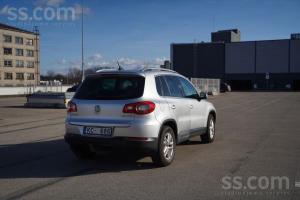 Volkswagen Tiguan 2008 in Riga, with an engine capacity of 2.00 L and mileage of 251 thousand km for 6488 €, photo 4 on AUTOMOTO.COM.LV