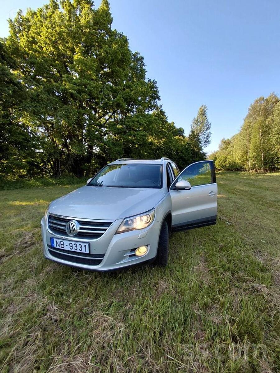 Volkswagen Tiguan 2008 in Riga, with an engine capacity of 2.00 L and mileage of 255 thousand km for 5500 €, photo 5 on AUTOMOTO.COM.LV