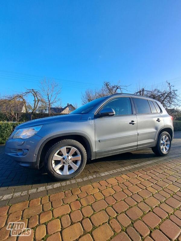 Volkswagen Tiguan 2008 in Lazdijai, with an engine capacity of 2.00 L and mileage of 303 thousand km for 4100 €, photo 6 on AUTOMOTO.COM.LV