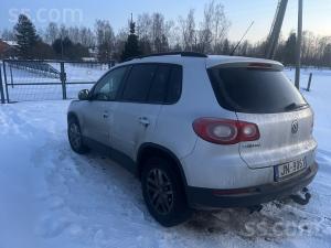 Volkswagen Tiguan 2008 Jelgava, ar dzinēja tilpumu 2.00 L un nobraukumu 393 tūkst. km par 2800 €, foto 5 vietnē AUTOMOTO.COM.LV