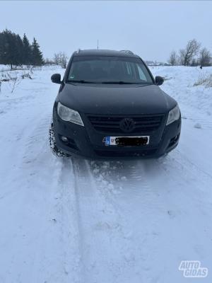 Volkswagen Tiguan 2008 Viļņa, ar dzinēja tilpumu 2.00 L un nobraukumu 319 tūkst. km par 5100 €, foto 3 vietnē AUTOMOTO.COM.LV