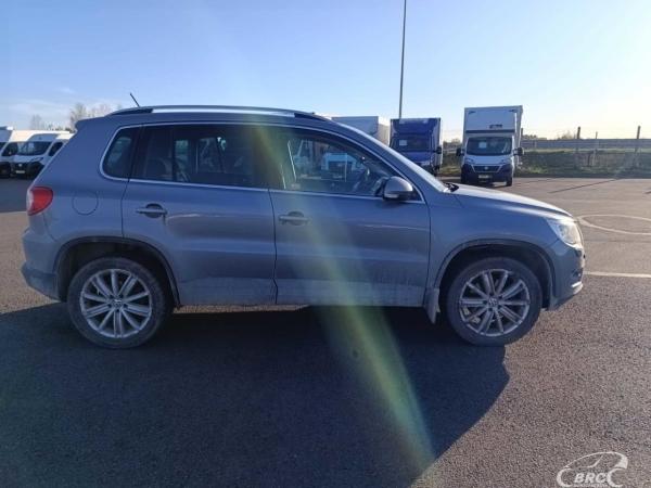 Volkswagen Tiguan 2008 Viļņa, ar dzinēja tilpumu 1.97 L un nobraukumu 345 tūkst. km par 3800 €, foto 5 vietnē AUTOMOTO.COM.LV