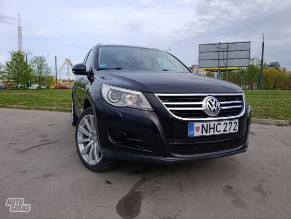 Volkswagen Tiguan 2008 in Kaunas, with an engine capacity of 2.00 L and mileage of 220 thousand km for 5950 €, photo 1 on AUTOMOTO.COM.LV