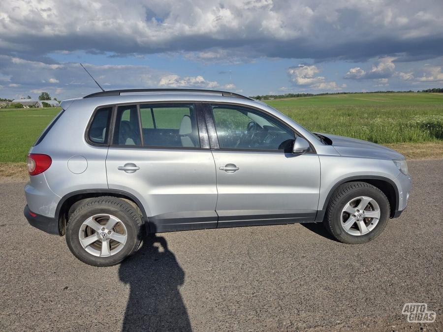 Фольксваген Тигуан 2008 в Плунге, объемом двигателя 2.00 л и пробегом 400 тыс. км за 2900 €, фото 5 на AUTOMOTO.COM.LV