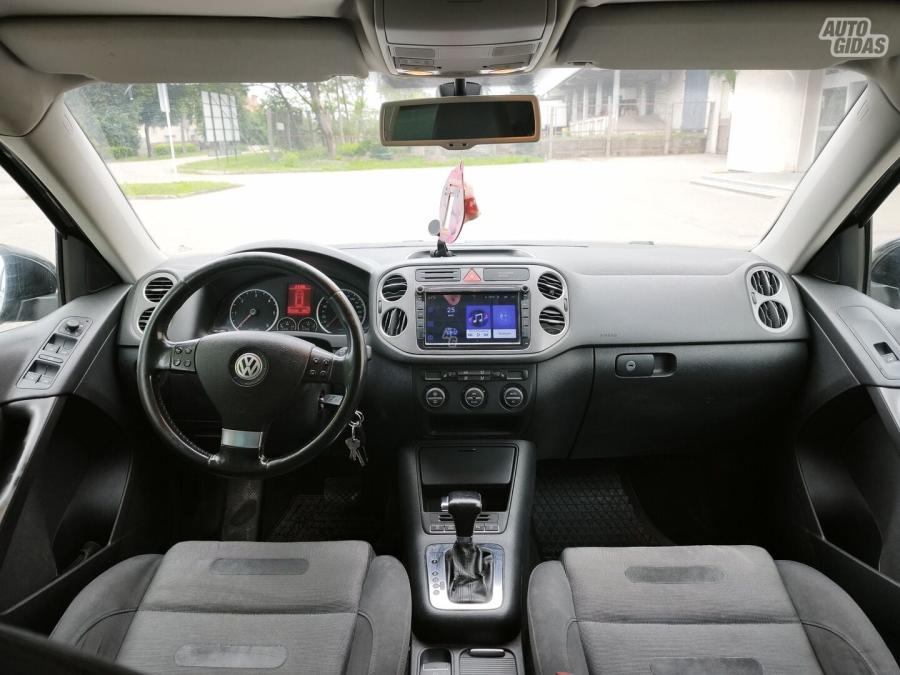 Volkswagen Tiguan 2008 Jonava, ar dzinēja tilpumu 2.00 L un nobraukumu 387 tūkst. km par 3500 €, foto 25 vietnē AUTOMOTO.COM.LV