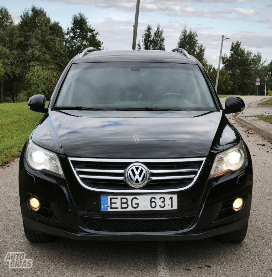 Volkswagen Tiguan 2008 in Jonava, with an engine capacity of 2.00 L and mileage of 390 thousand km for 2800 €, photo 3 on AUTOMOTO.COM.LV