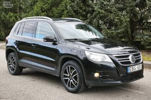 Volkswagen Tiguan 2008 in Jonava, with an engine capacity of 2.00 L and mileage of 390 thousand km for 2800 €, photo 4 on AUTOMOTO.COM.LV